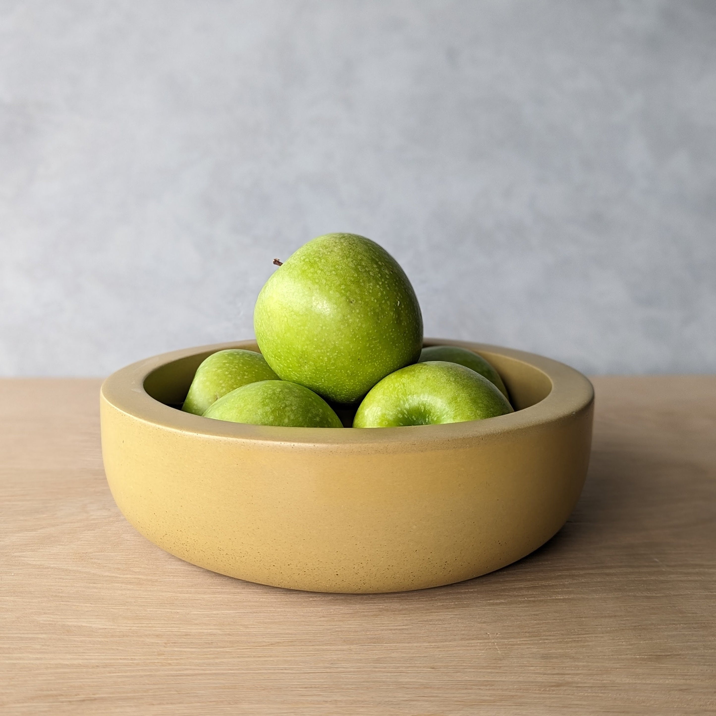 9" Heavy Concrete Fruit Bowl – j.bird artisan concrete